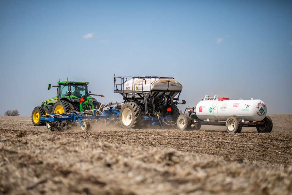 40 Foot Toolbar Applicator (AgSynergy) - Tarhun 3D